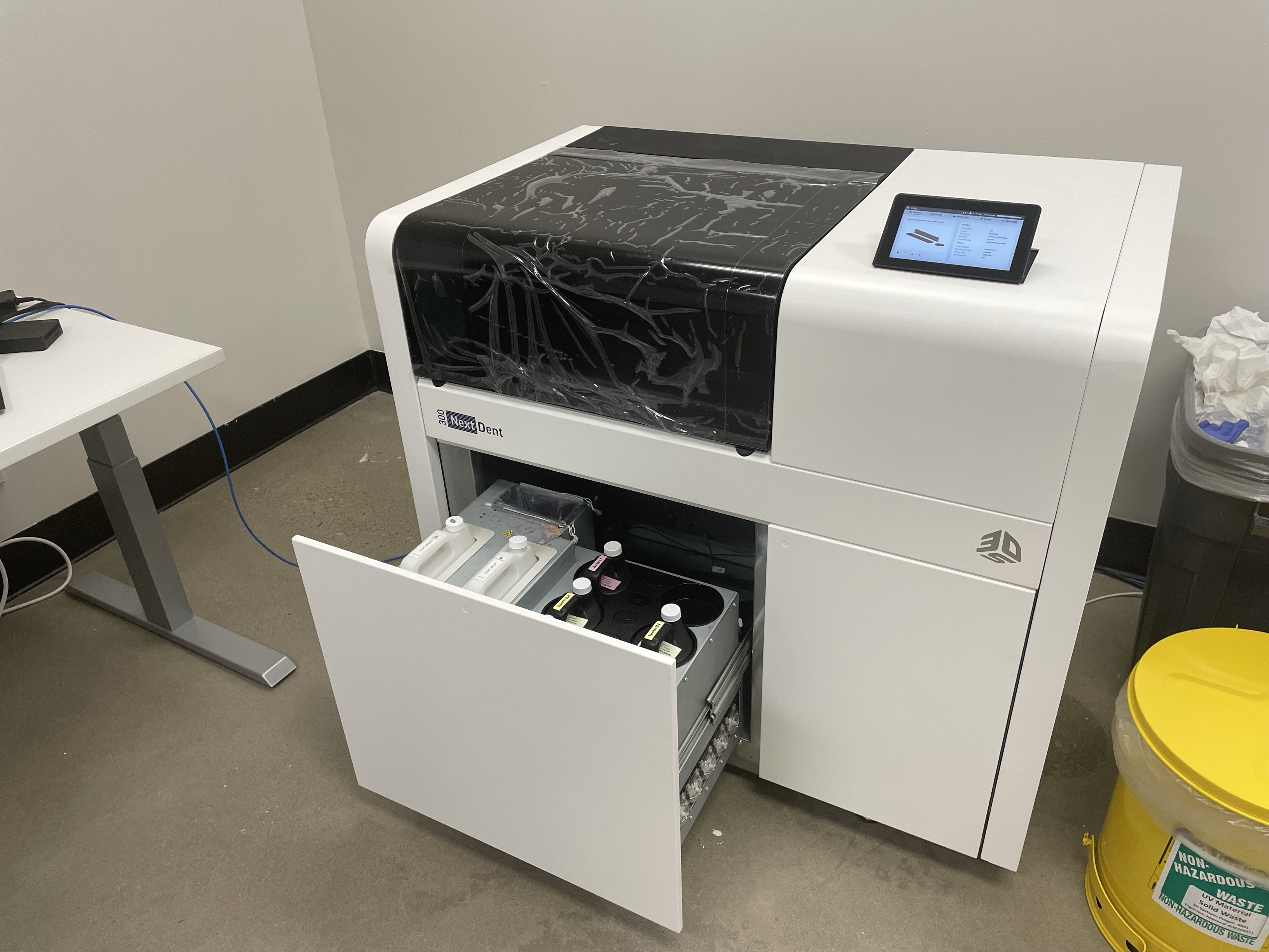 NextDent 300 Material Cartridge Removal and Installation